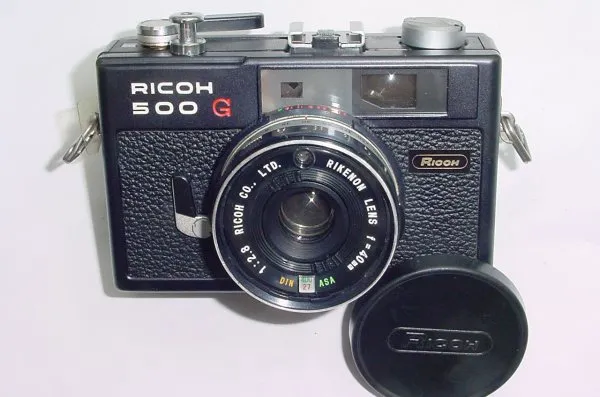 RICOH 500 G Rangefinder 35mm Film Camera with 40mm F/2.8 Lens - Richo