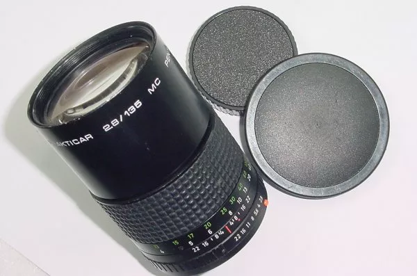 PENTACON 135mm F/2.8 MC Prakticar Manual Focus Portrait Lens For Praktic...